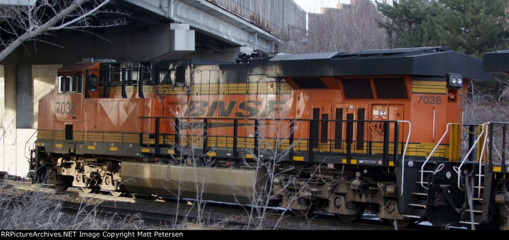 BNSF 7038